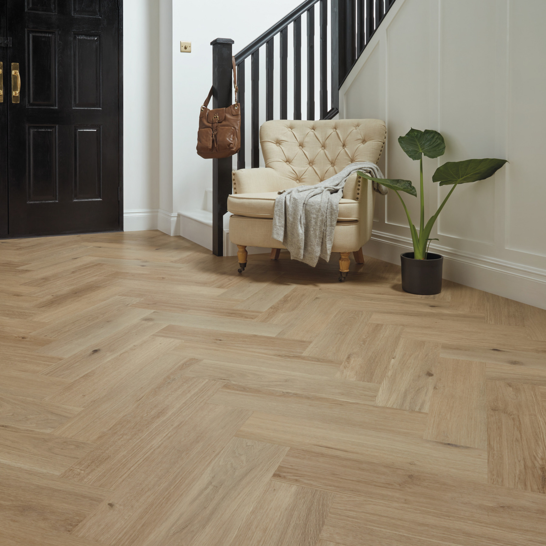 Karndean Korlok Select 6" x 24" Canadian Urban Oak Herringbone Wood ...